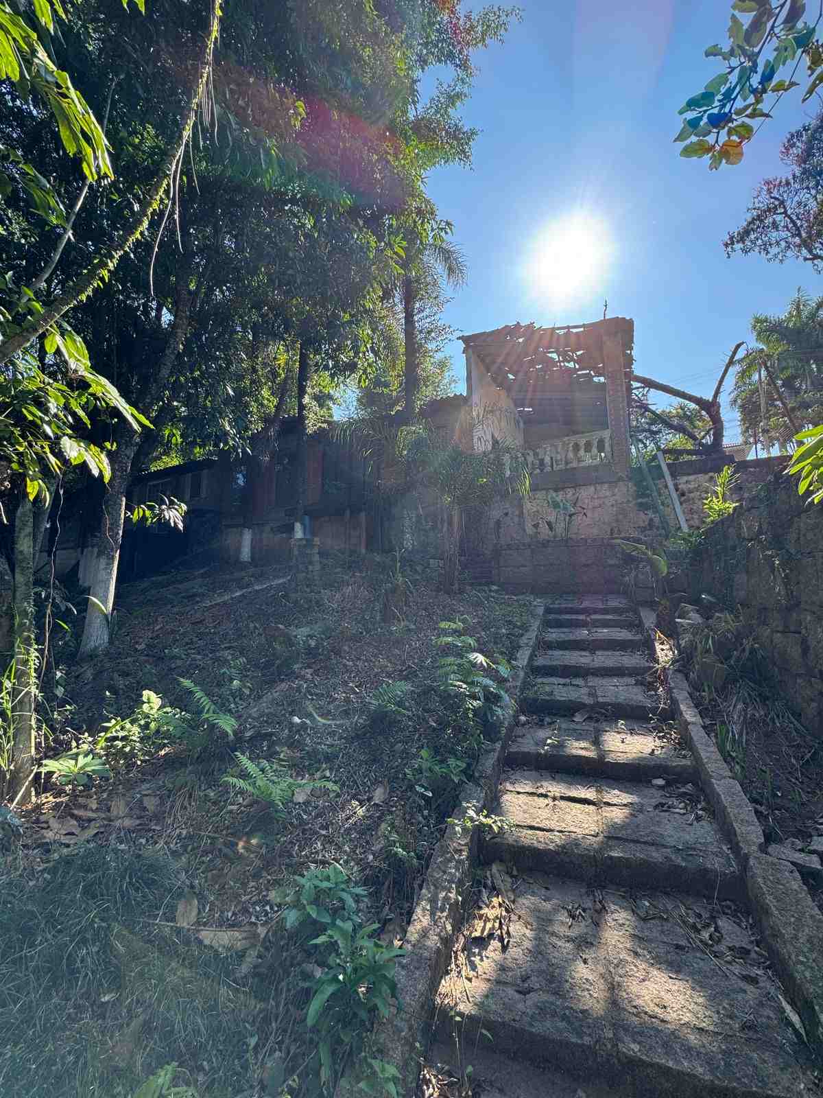 CHÁCARA COM 2.000m² - REAL PARQUE D. PEDRO ITATIBA